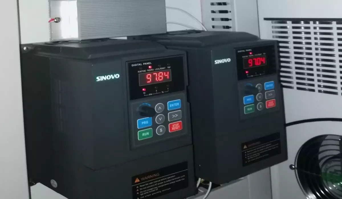 Advantages of Using a 220V AC Motor Speed Controller for Your ...