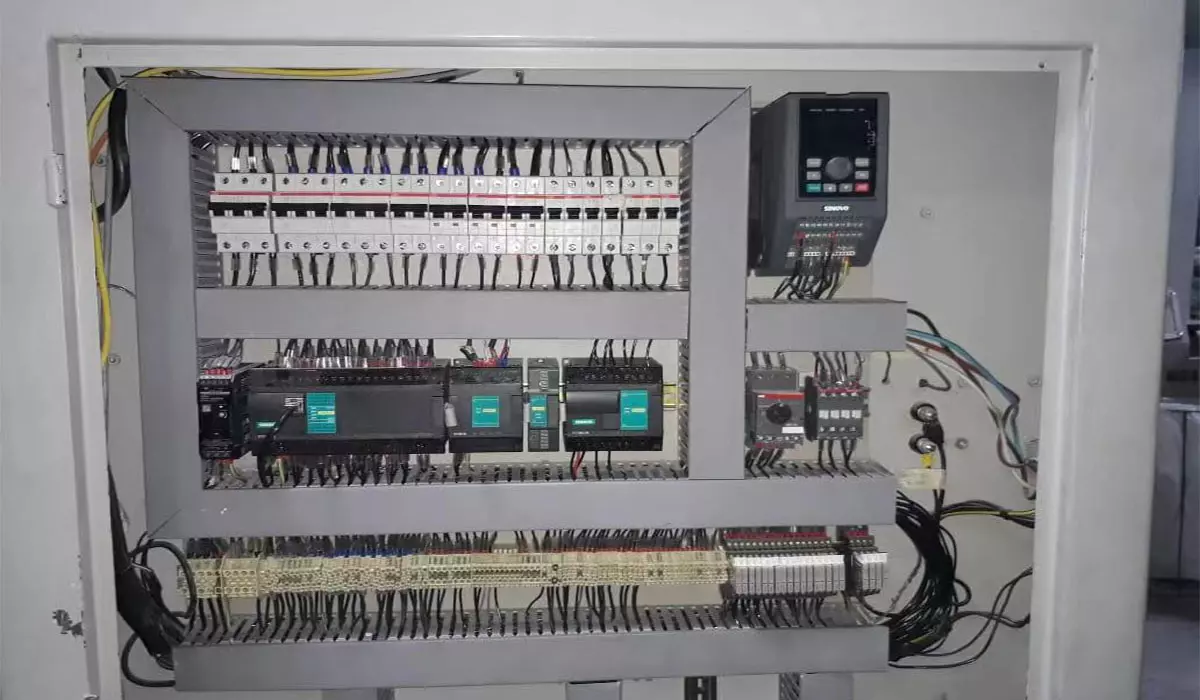 Details of Designing a Frequency Converter to Control Multiple Motors ...